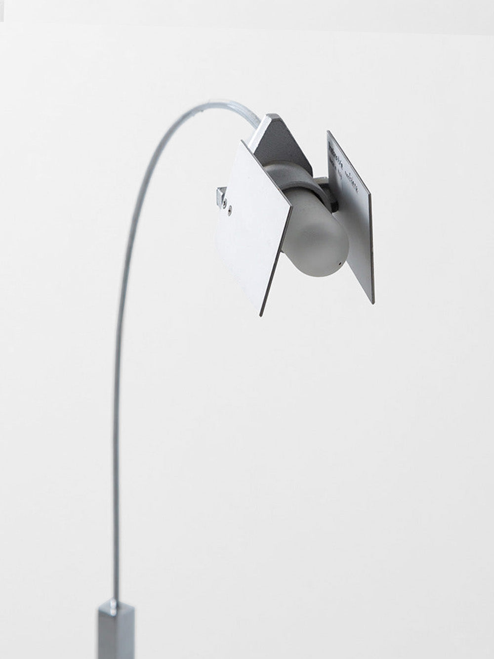 FELENA Desk Lamp by Alvaro Siza for FontanaArte – topso